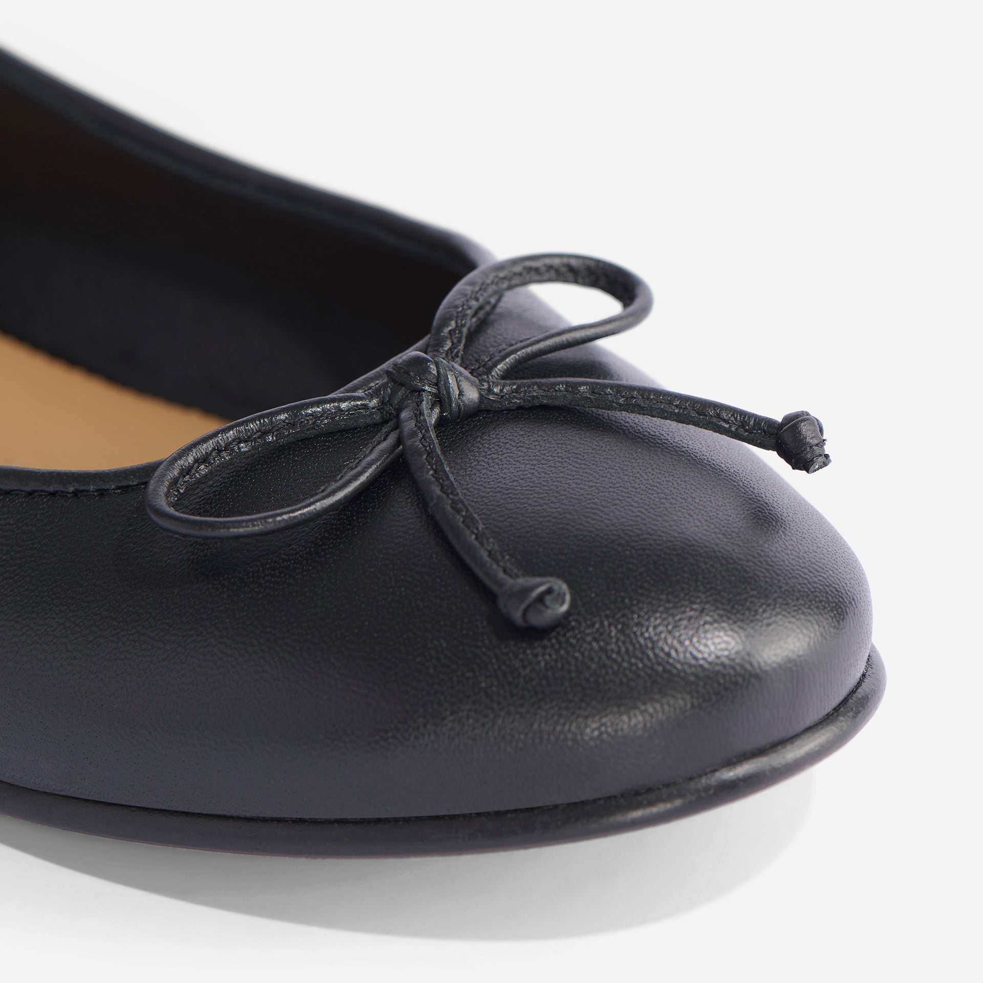 Bea Go-To Ballet Black — Nisolo