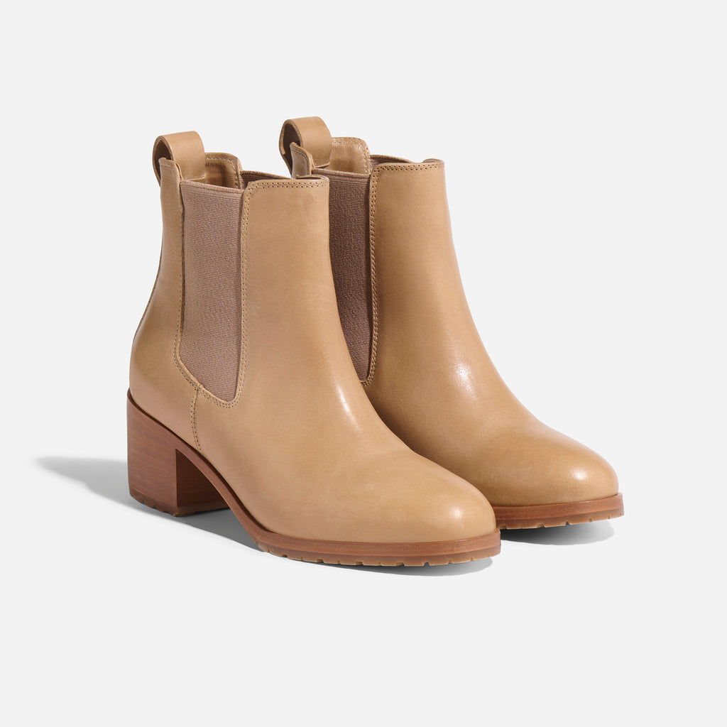 Ana Go-To Heeled Chelsea Boot Almond — Nisolo