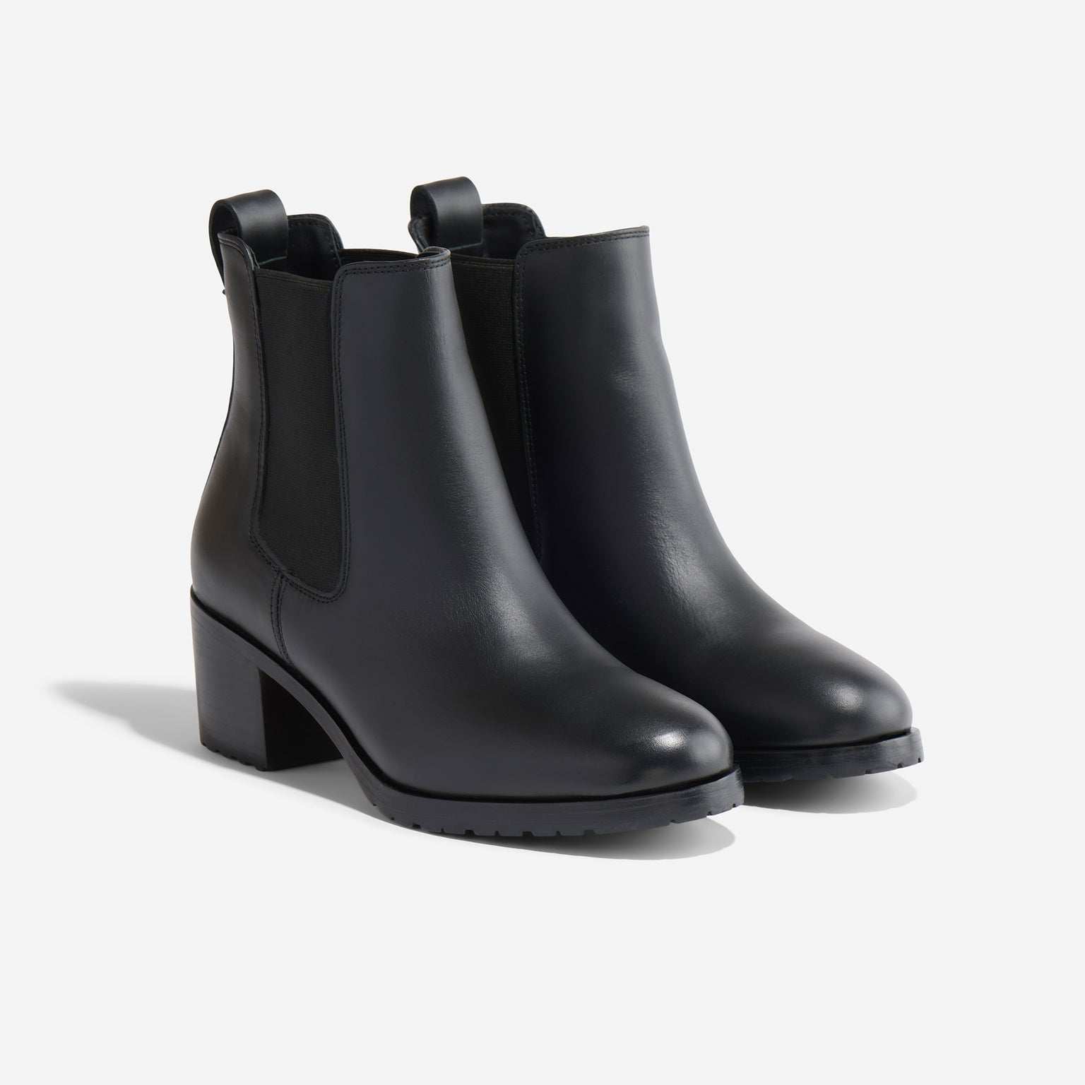 Go-To Lug Chelsea Boot Black | Nisolo